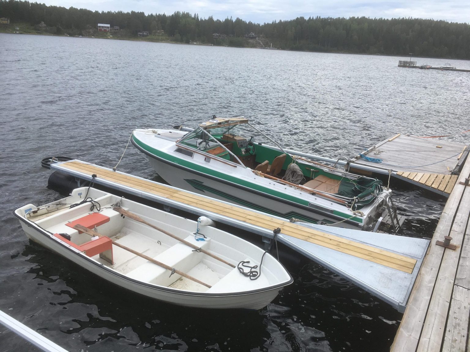 Y-bommar, Båtbommar - Y-bom till brygga – HF Bryggan